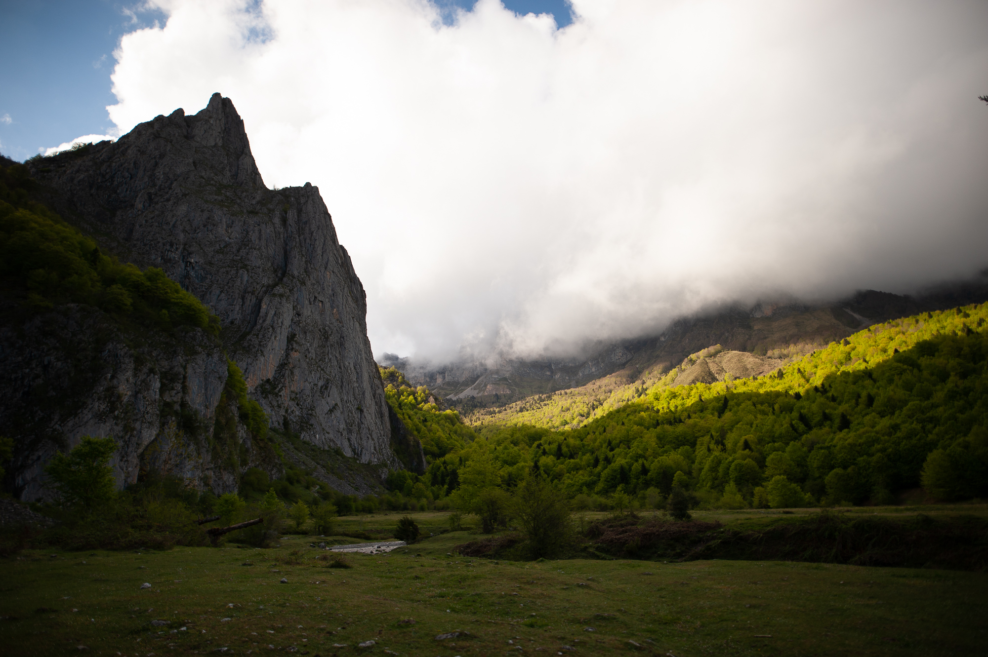 France : 4 jours de roadtrip en Van dans les Pyrénées - TourDuMonde.fr ...